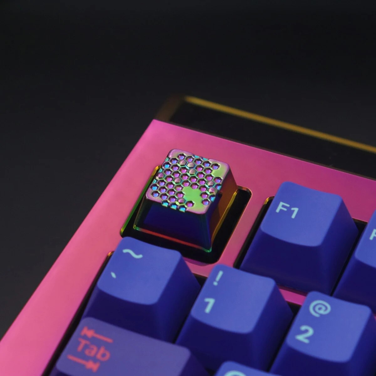 MiFnuy Zinc Aluminum Alloy Personalized Key Cap Geometric Artistic ...