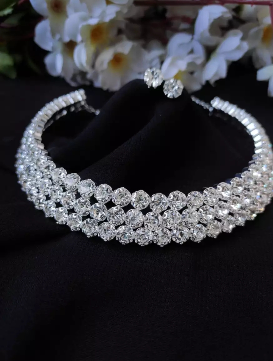 Necklace/Jewellery set locked stone for woman/White Stone Jewelry Set ...