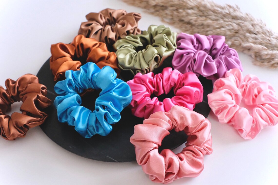 4 Pcs Silk Scrunchie Hair Band Bracelet For Girls