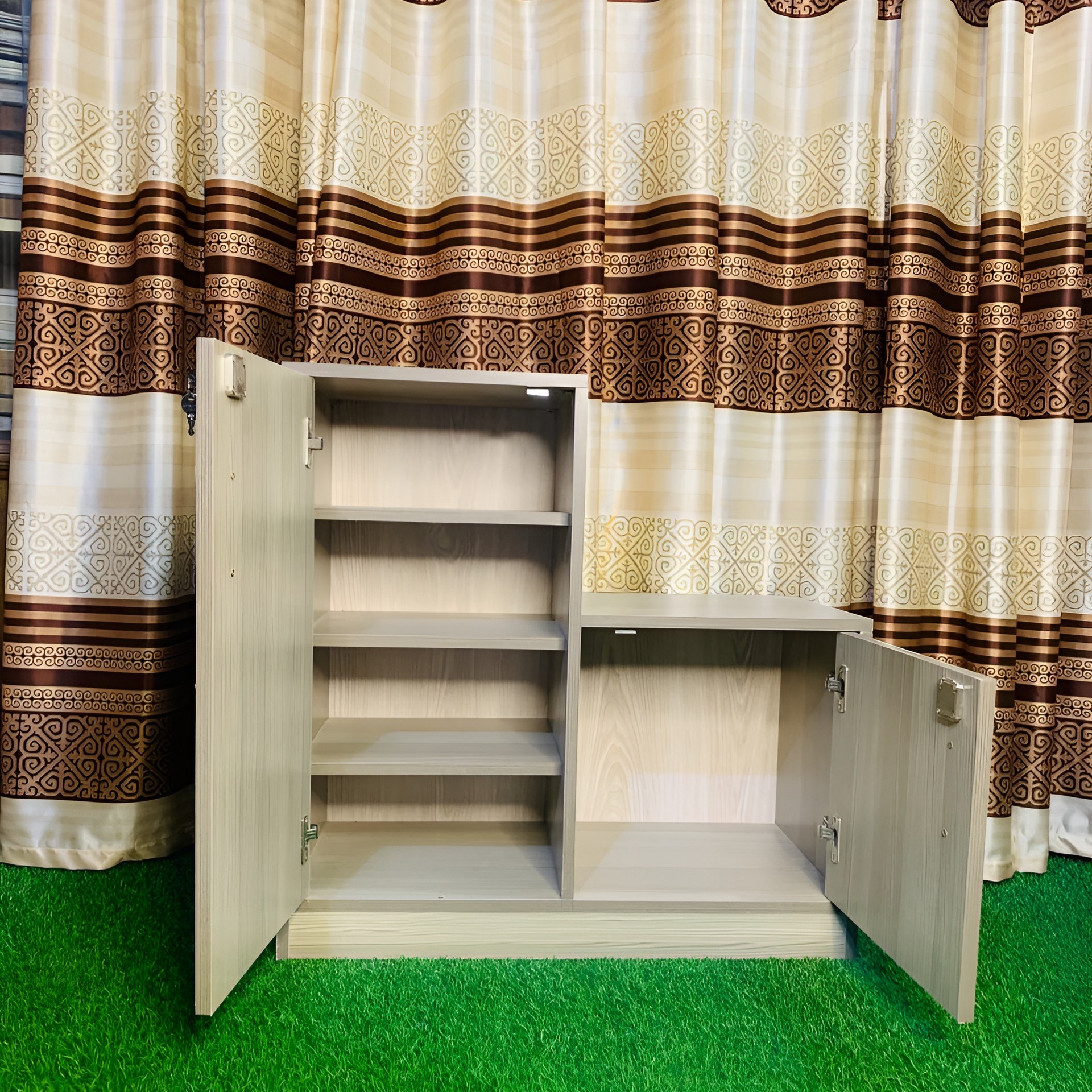 Unique Desing L Shape Shoe Rack Cabinet Organizer with Door and Lock ...