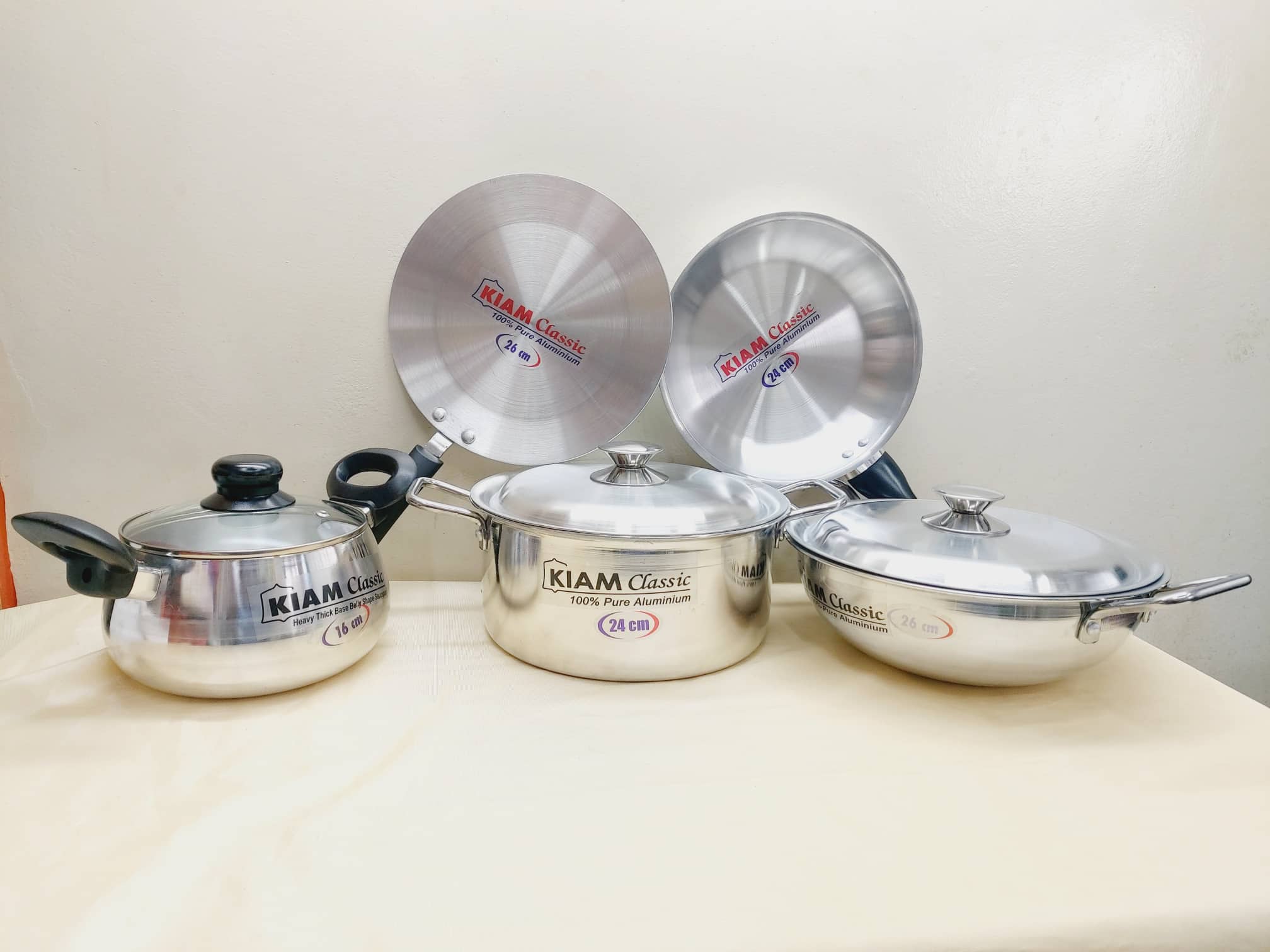 Kiam 8 Pcs Family Pack Cookware Set Pure Aluminium. Casserole Stock Pot ...