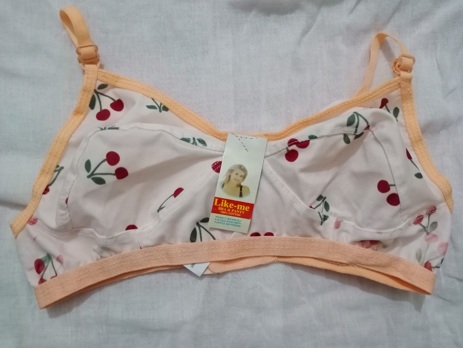 1 pics Stylish Printed stretchable bra for Women / Multi Colour ...