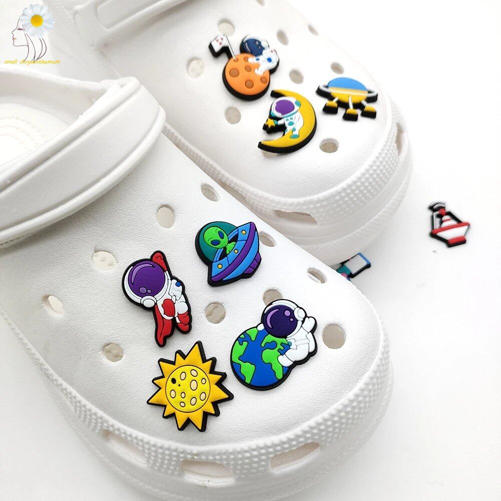 10PCS Random Color Shoe Decoration crocs Charms for Clog Sandals ...