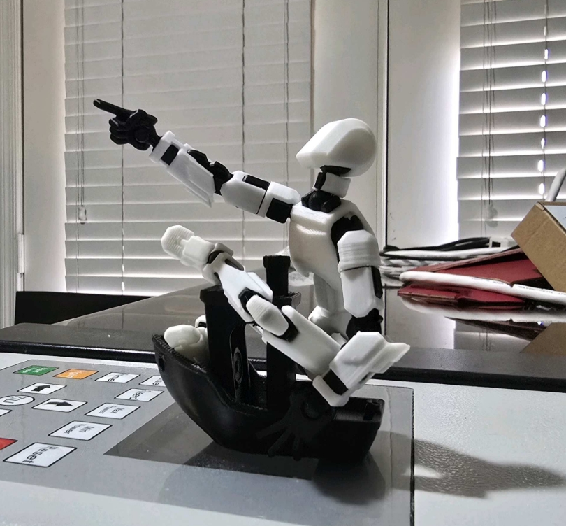 Articulated 3D Printed Dummy Figure | Fully Poseable Robot Mannequin ...