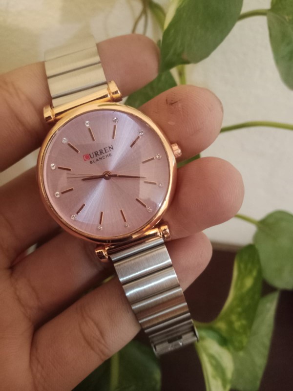 Curren Fashionable Luxury Quartz premium steel chain Watch for women ...