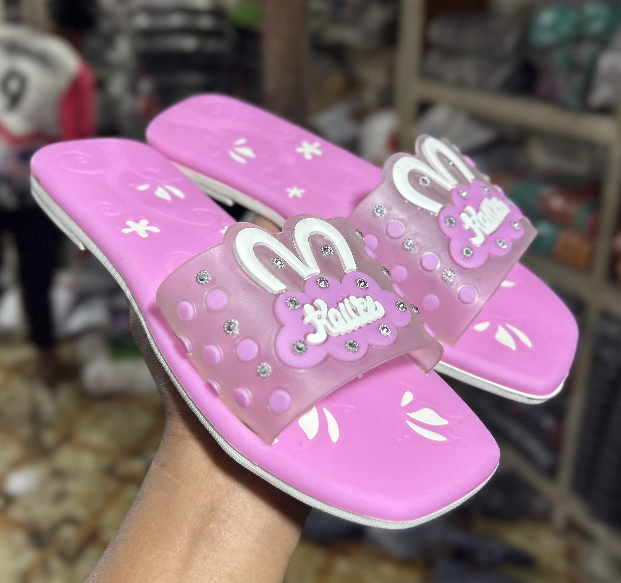 New Cute Design Silicone Upper Flat Slipper Sandals for Girls & Womens