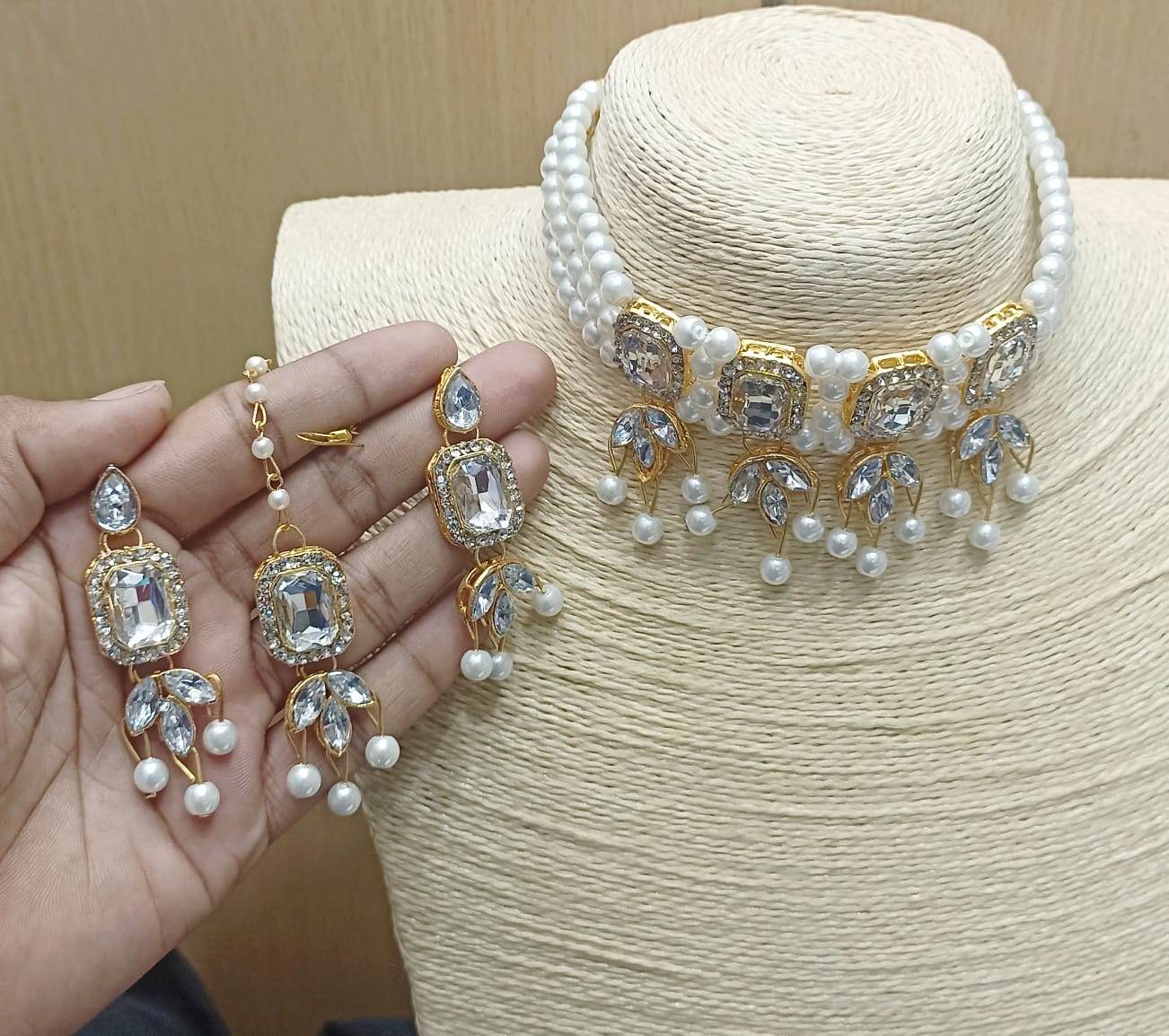 Traditional Wedding/Party Bridal Choker Necklace Earrings And Tikli ...