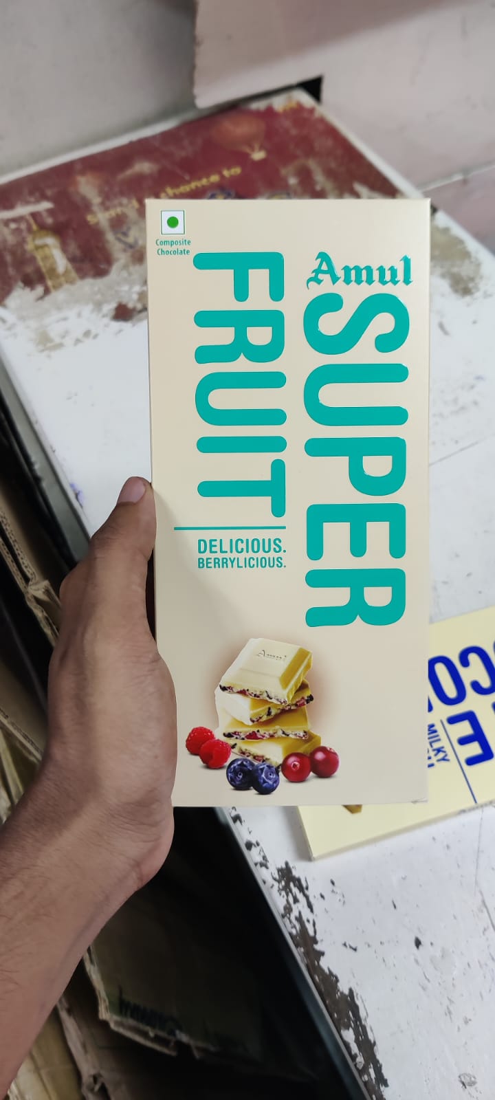 AMUL SUPER FRUITS DELICIOUS CHOCOLATE 150GM Daraz .bd