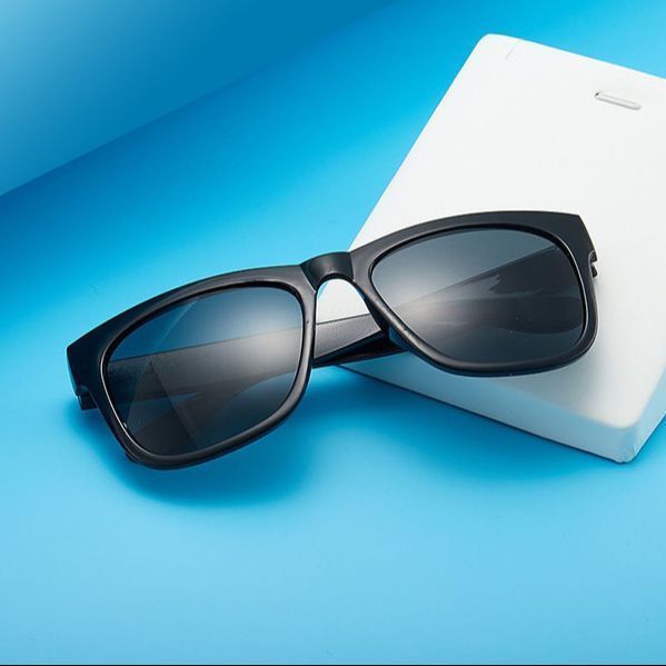 Fashionable Ultraviolet Protection Sunglass for Men Outdoor Sports ...