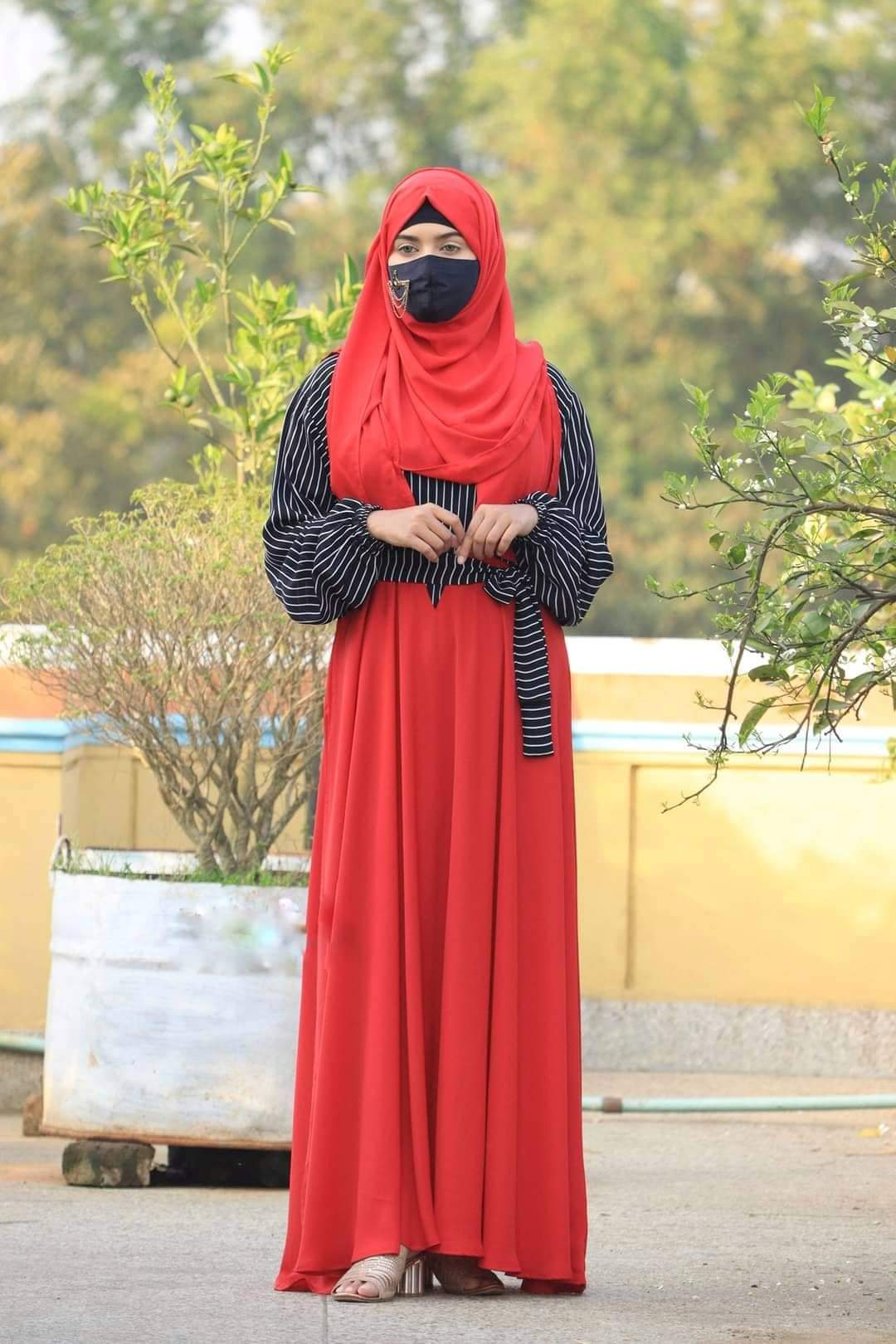Step Gown borka 3 Part Ready (Borka + Hijab + Nikab) abaya ( Desine 4 ...