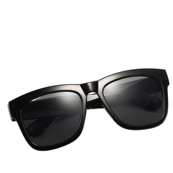 Fashionable Ultraviolet Protection Sunglass for Men Outdoor Sports ...