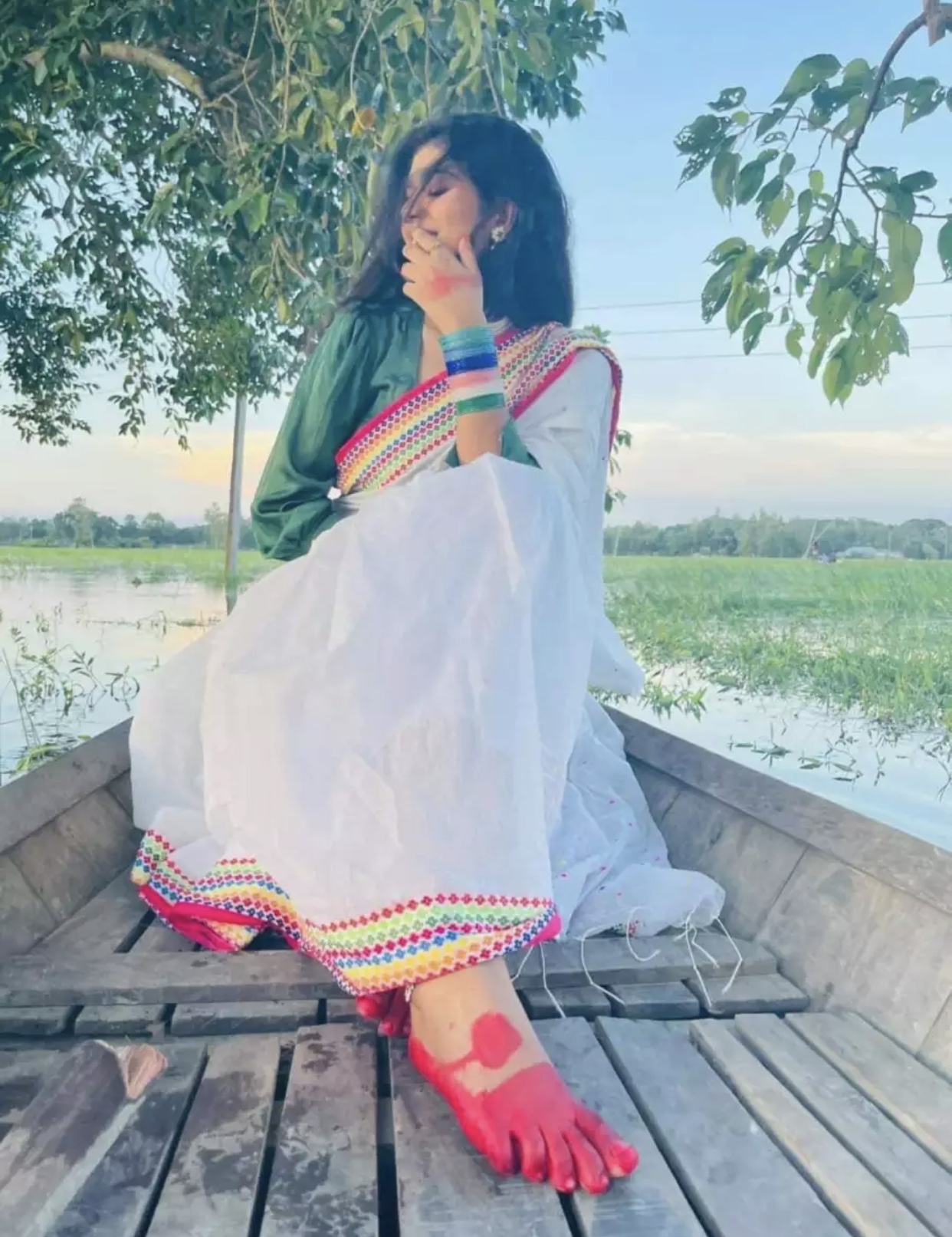 Jhok Peir White Colour Saree Same As Picture Saari For Woman Sari ...