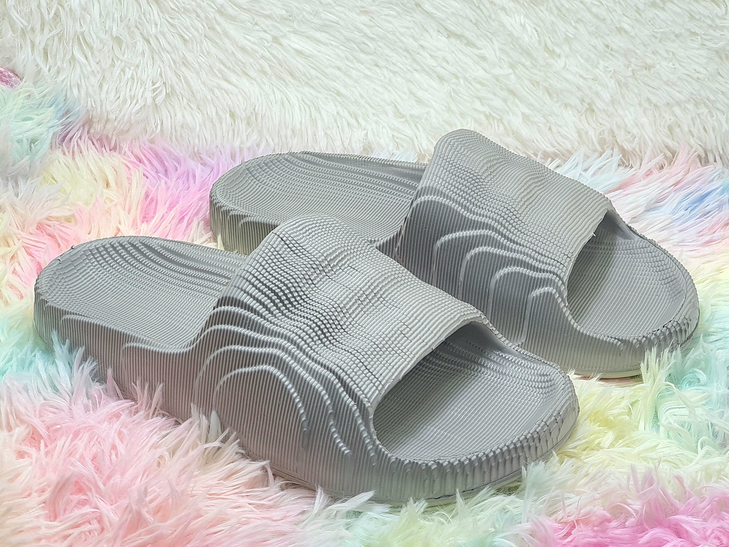 Indispensable -Quality And Durablity -New Fashionable Adilette Textured ...
