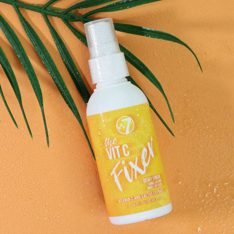 W7 Makeup Spray Review | Saubhaya Makeup