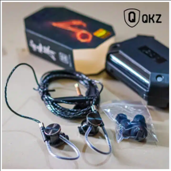 QKZ DM10 Zinc Alloy HiFi Earphone In Ear Earphone | Daraz.com.bd