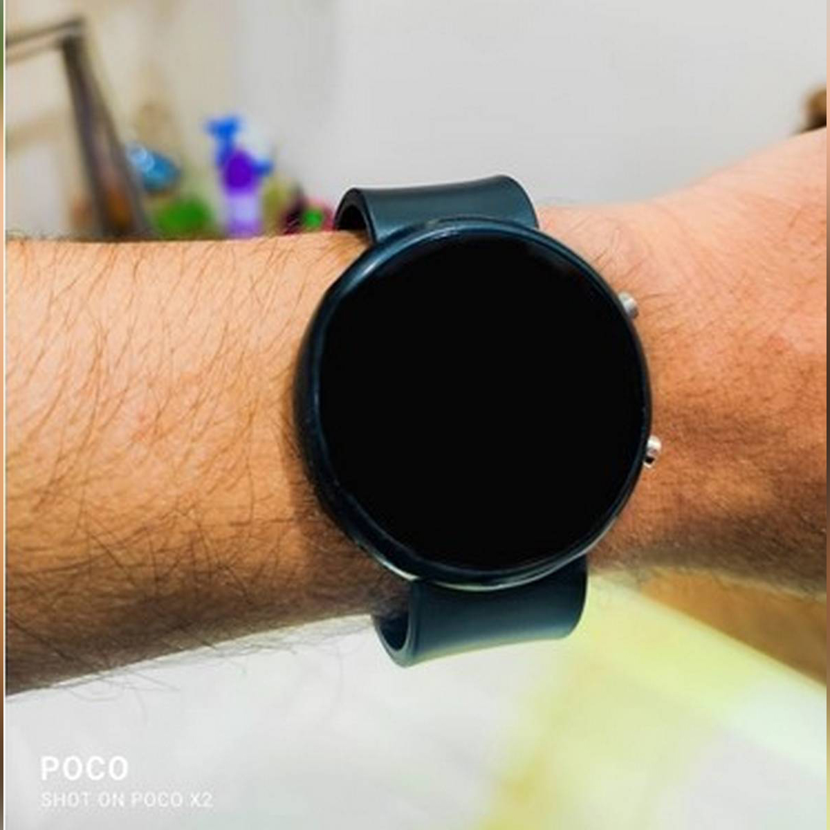 Gorgeous Looking Colorful Round LED Digital Sports Watch , Water ...