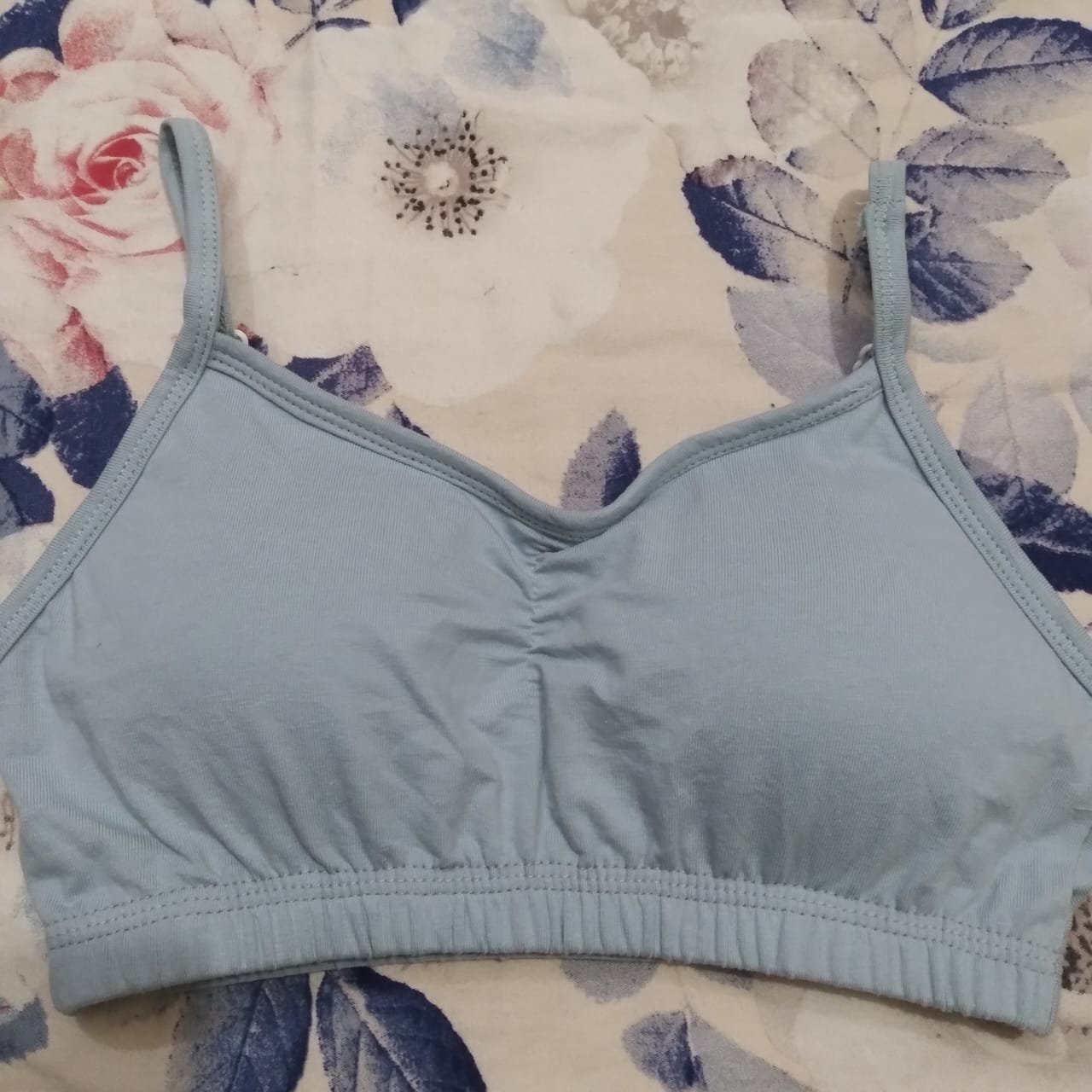 Adjustable Straps & Removable Cup Seamless Training Cotton Bra Crop ...