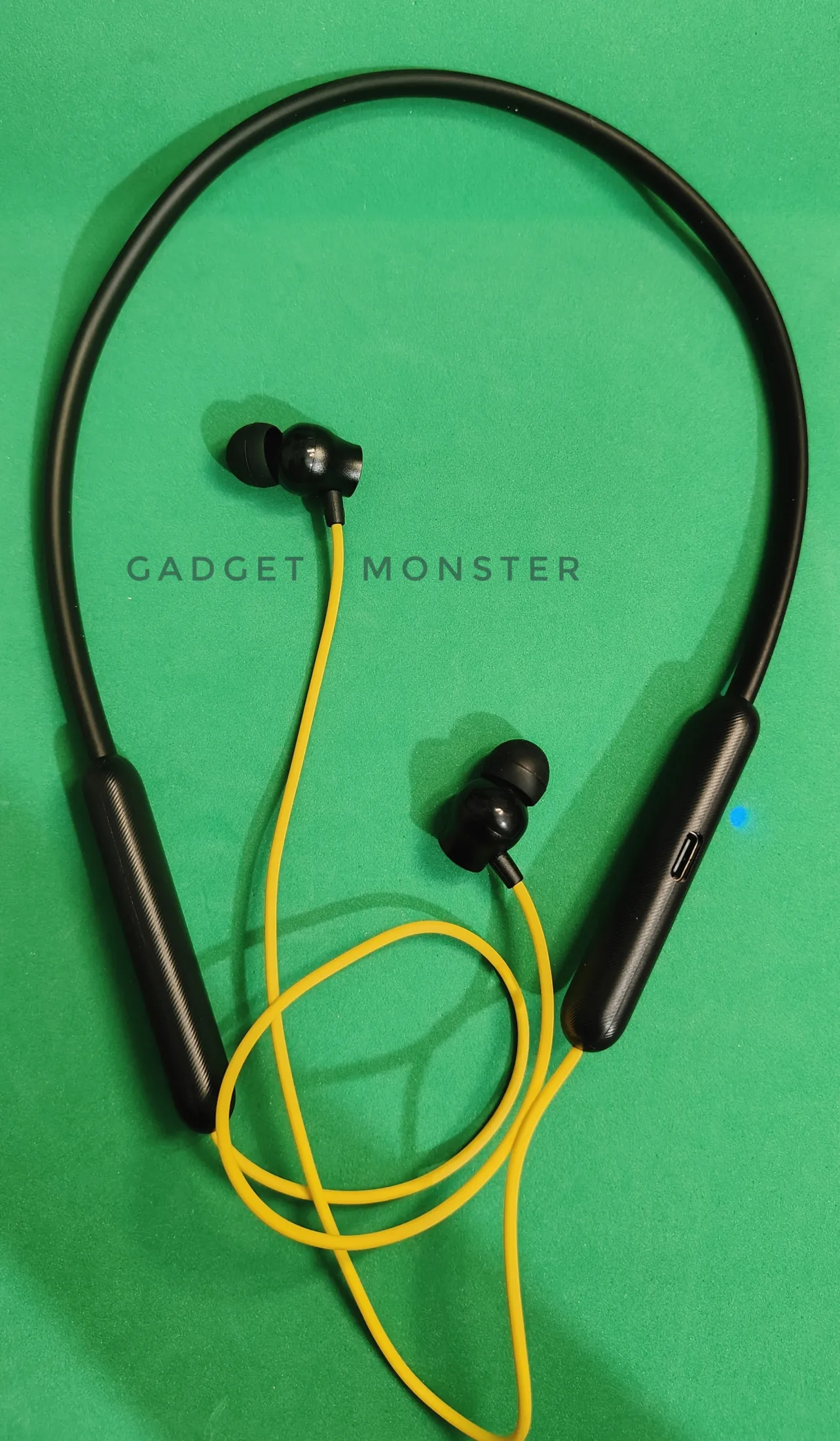 Moxx BN400 Neckband Bluetooth Headset BT5.3, Voice Changer, HD Call ...