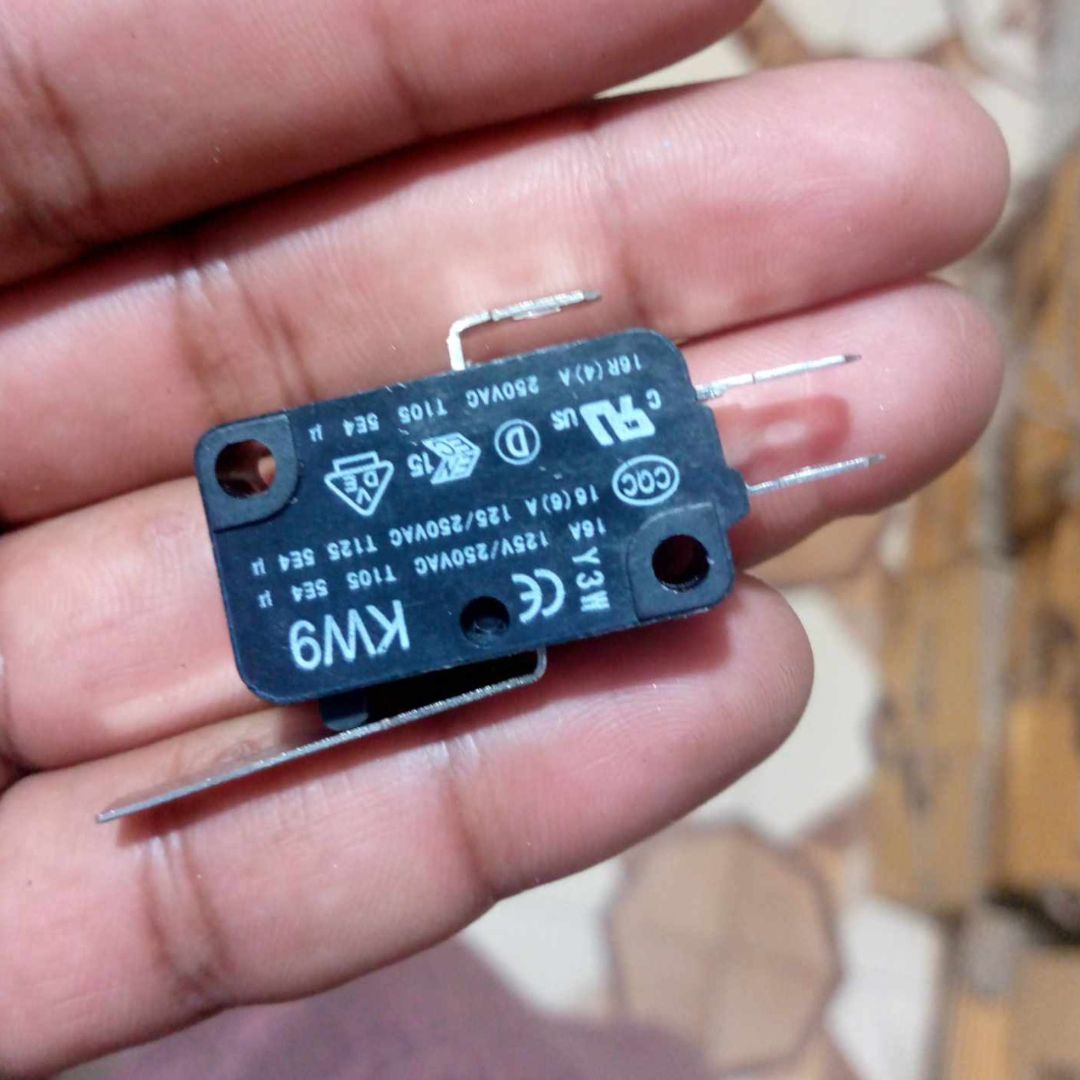 27mm HANDLE LIMIT Switch 16A 250VAC SPDT 3 Pin 27mm Long Straight Hinge ...