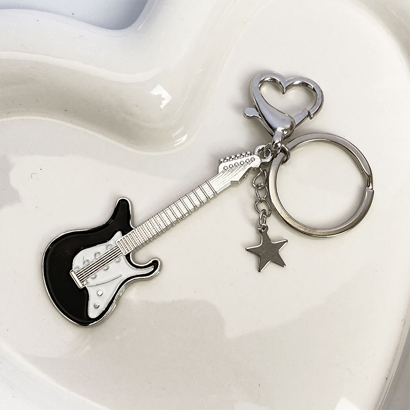Y2k Black And White Guitar Love Heart Star Key Chain for Women Sweet ...