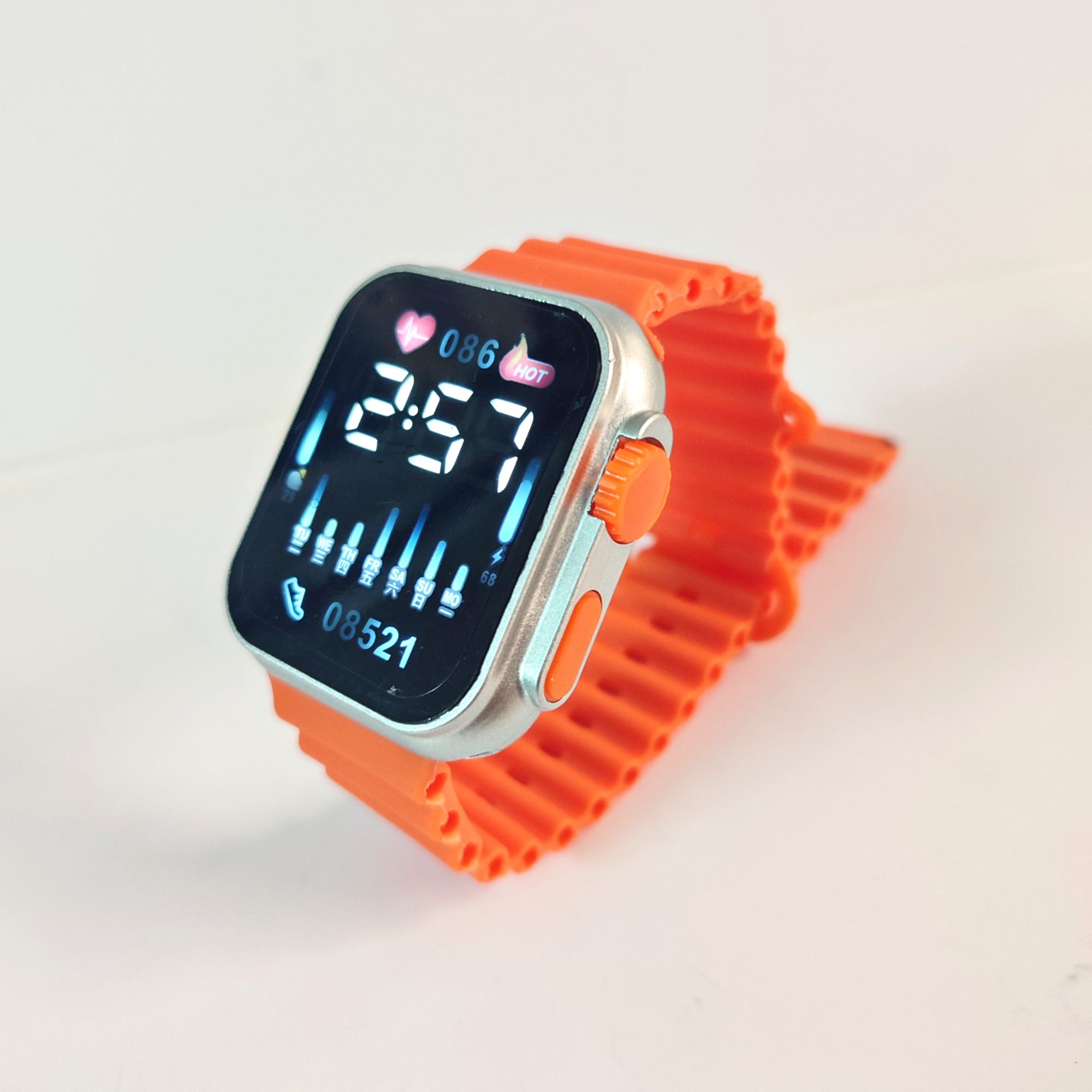 New Led Digital Fashionable Sports Watch For Men And Women
