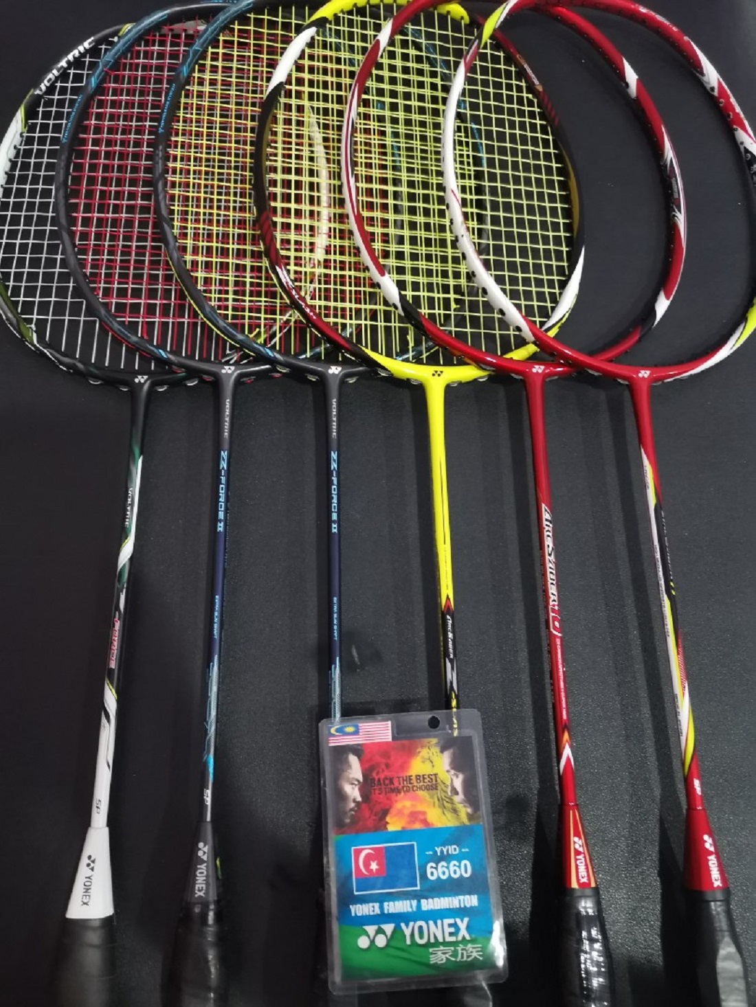 Yonex carbonex Professional Badminton Racket with free Full Cover ...