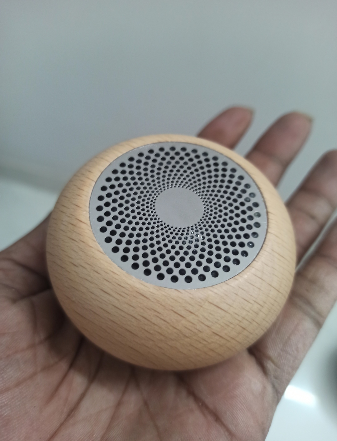 Wood bluetooth mini speaker round shape | Daraz.com.bd