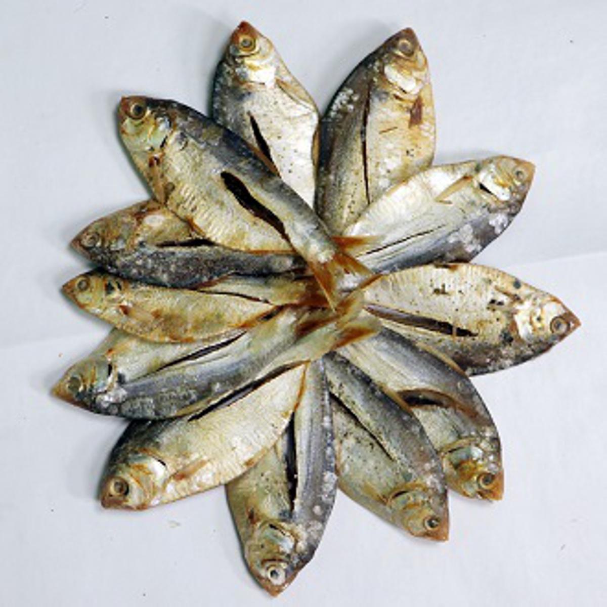 Organic Chapa Shutki – 100 gram | Daraz.com.bd