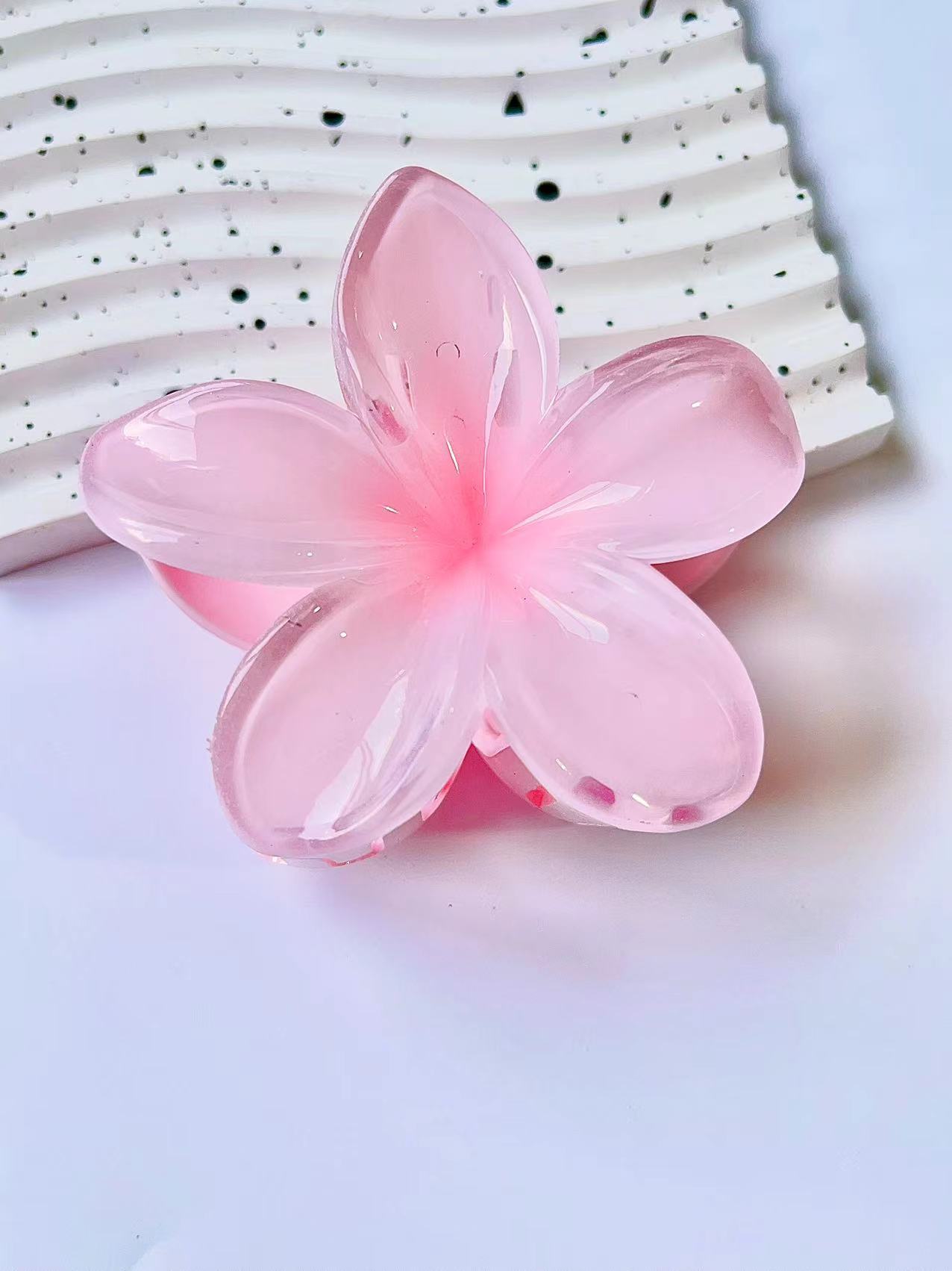 Egg flower claw for women's new high-end hair accessory headwear clip ...