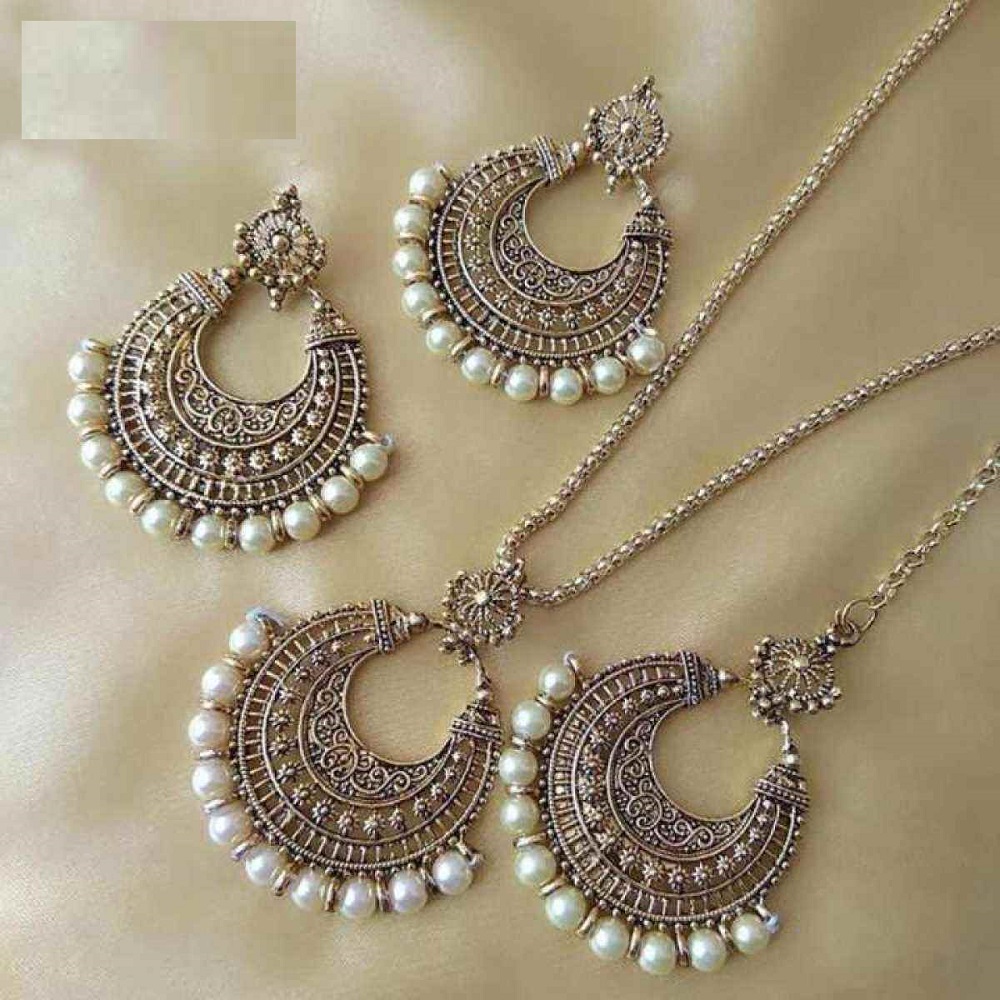 Pearl Setting Golden Metal Necklace Earring and Maangtikka Set for ...