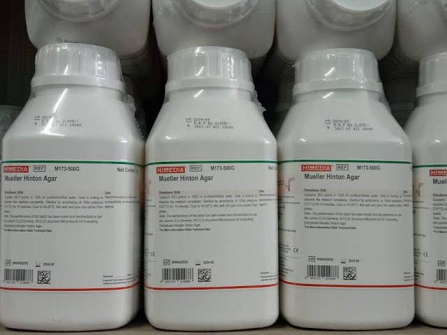 Nutrient Agar | 500gm | Hi-Media | M001 | For Microbiology. | Daraz.com.bd