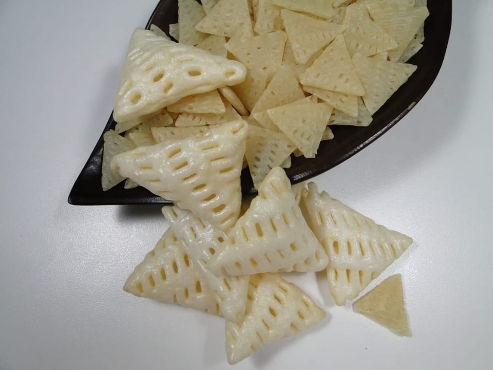Ready To Fry 3D Chips Triangle Papad 250Gm | Daraz.com.bd