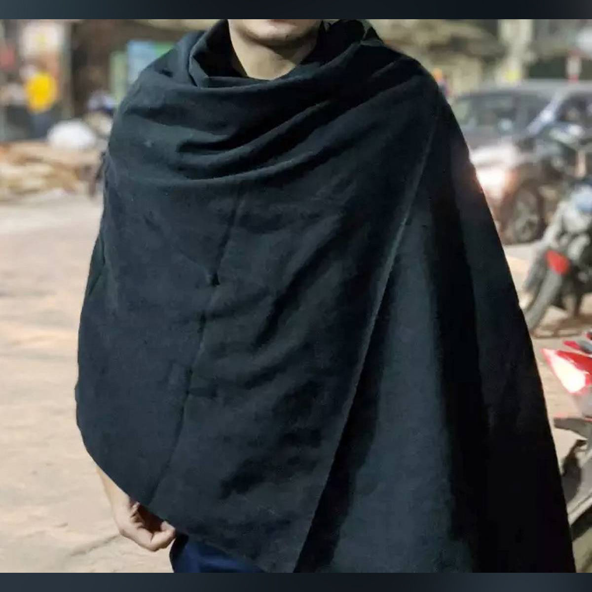 Stylish Black Color Winter Shawl for Men | Daraz.com.bd