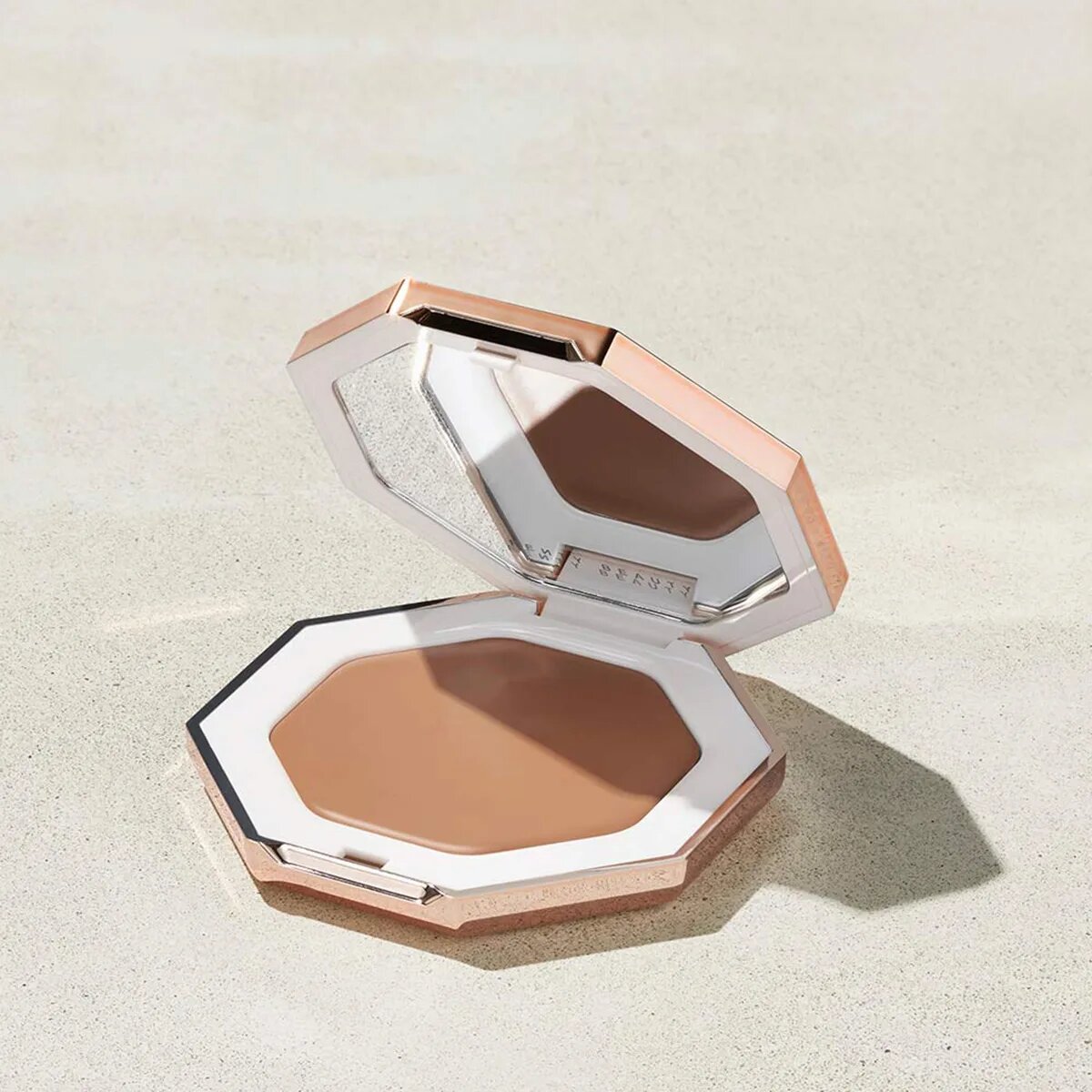 Fenty Beauty - Cheeks Out Freestyle Cream Bronzer Butta Biscuit | Daraz ...