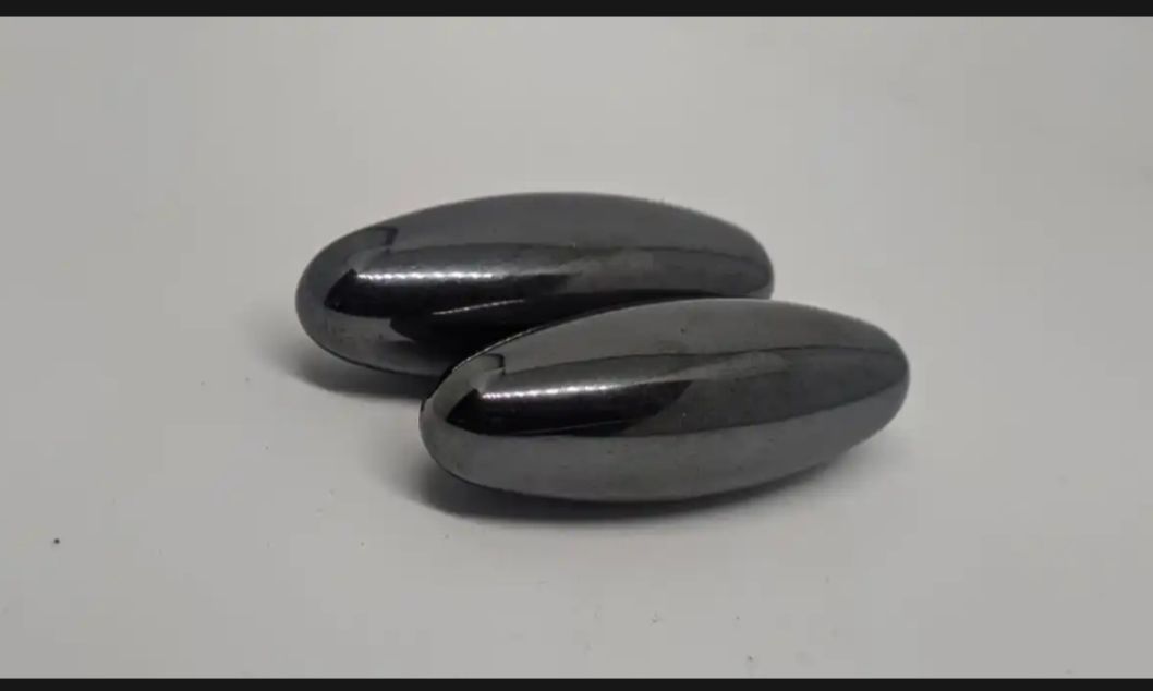 Large 2.5" Magnetic Rattlesnake Egg Buzz Noise-Making Toy - Singing Clanking Strong Magnet ...