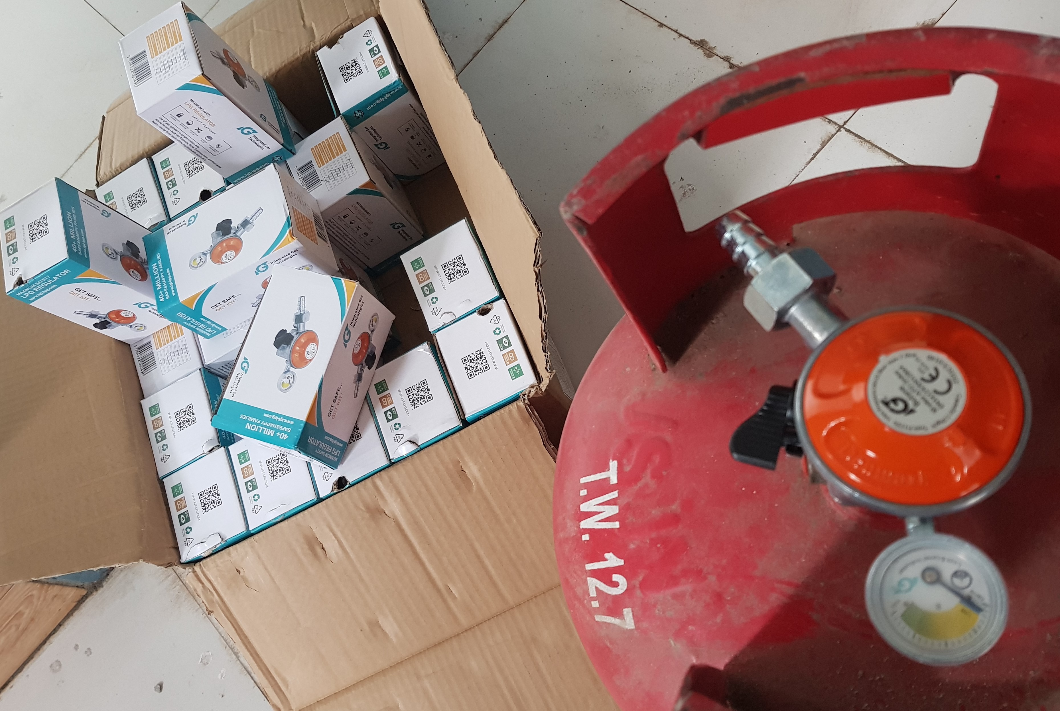 LPG Safety Device cum Meter Regulator (20 MM) | Daraz.com.bd