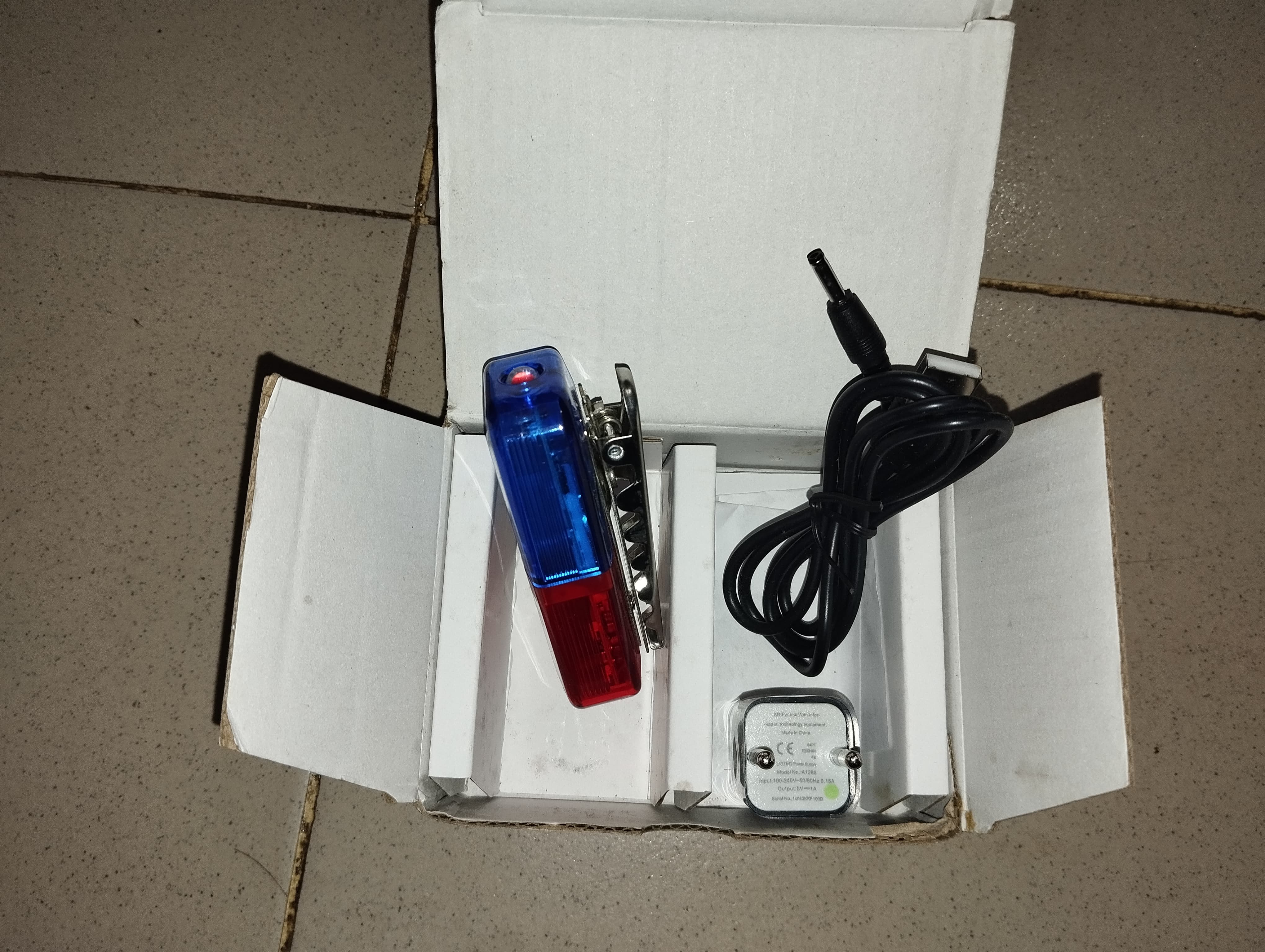 Traffic Guidance Red Blue Security LED Warning Shoulder Light/ police ...