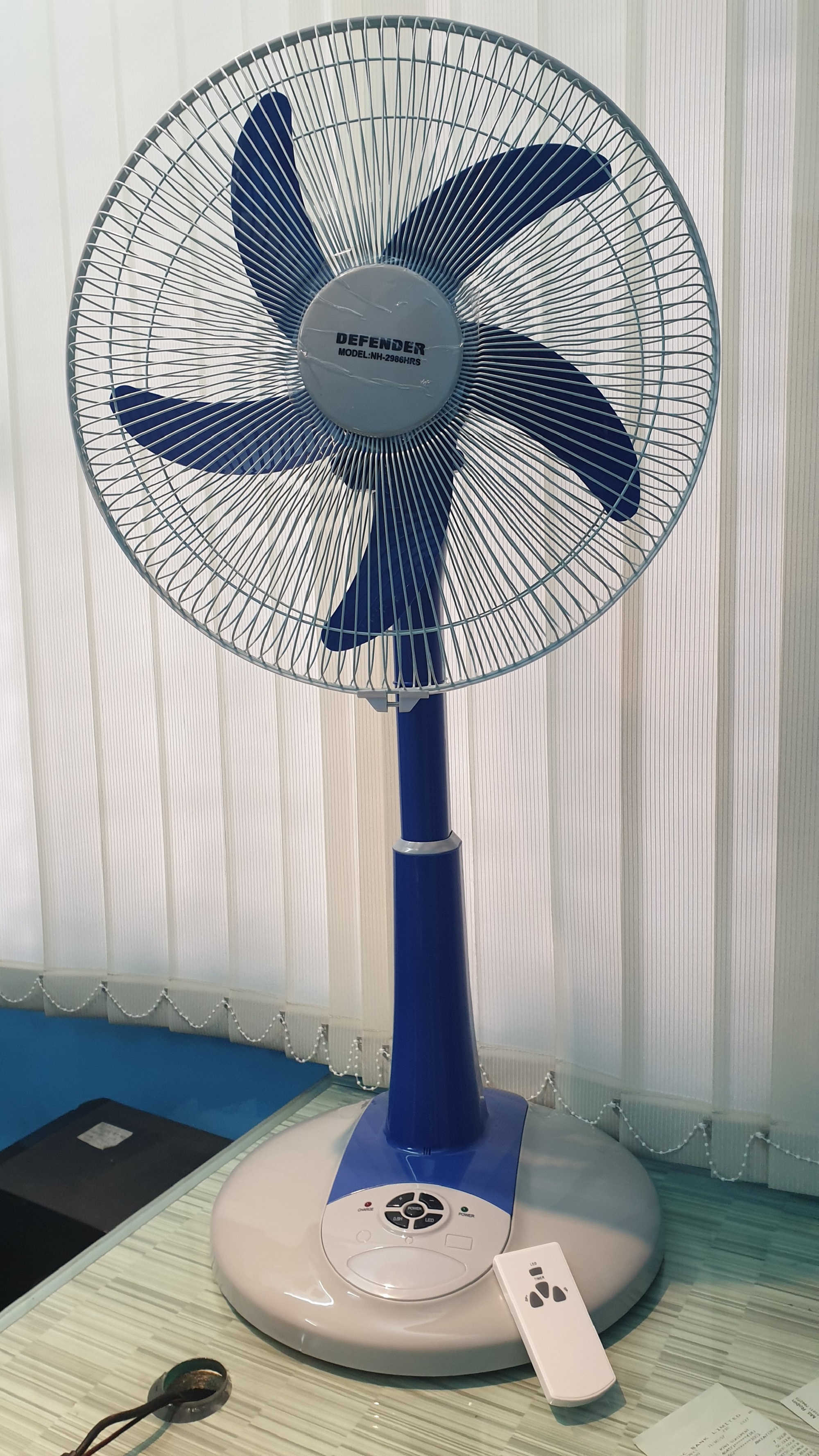 Rechargeable Fan Defender / Kennede (With Remote) (16") 2986HRS ...