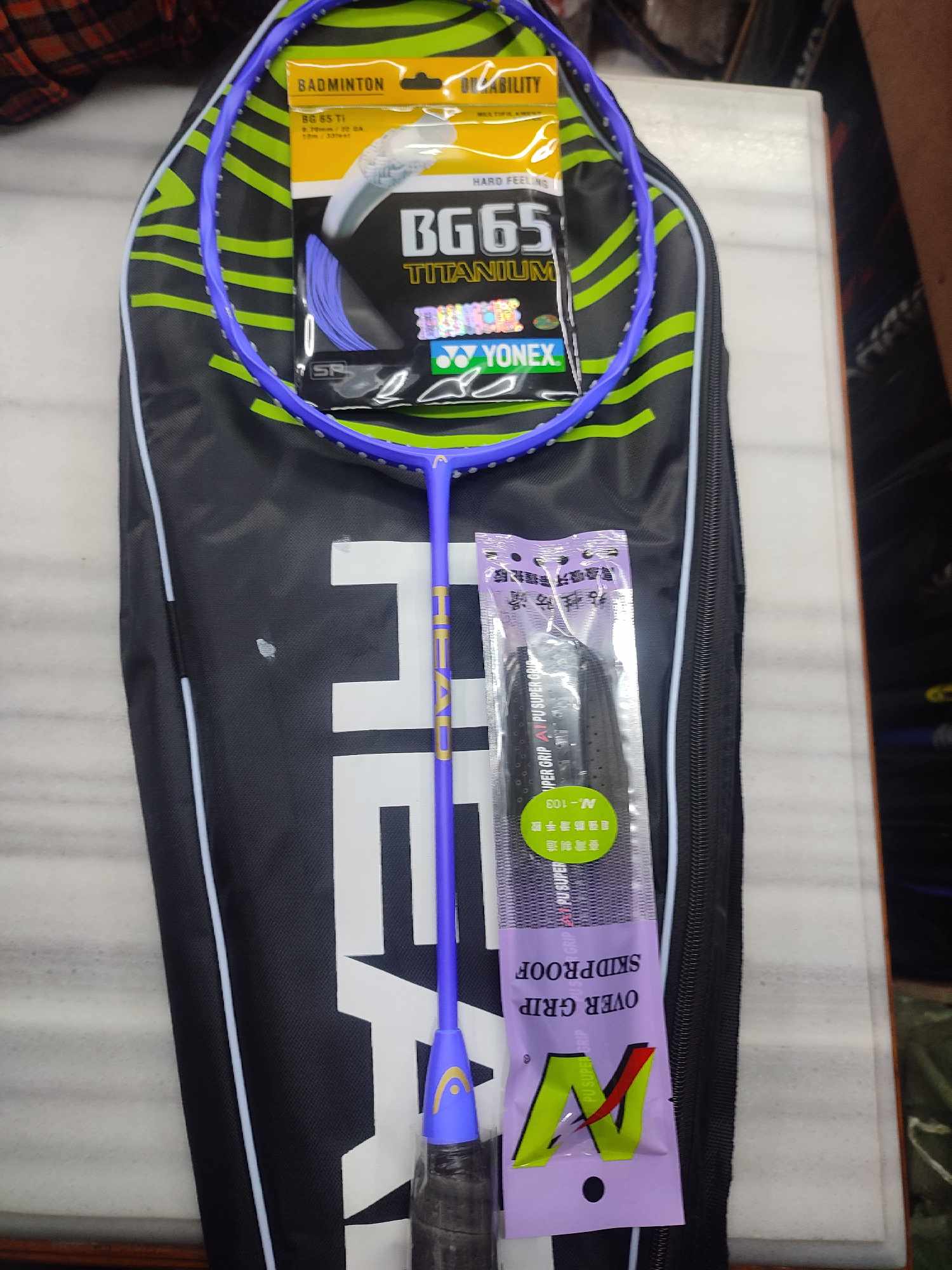 Play With Style Using Head Badminton Bat Full Fiber 5 Colour - Stand ...