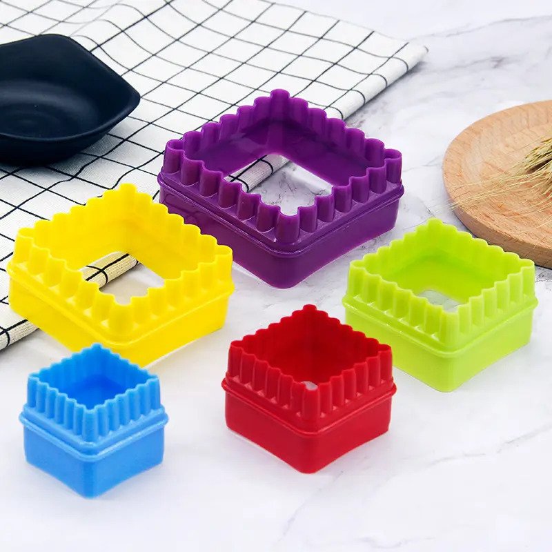 Square Shape Plastic Cutters Set Cute Biscuit Baking Mold Christmas ...