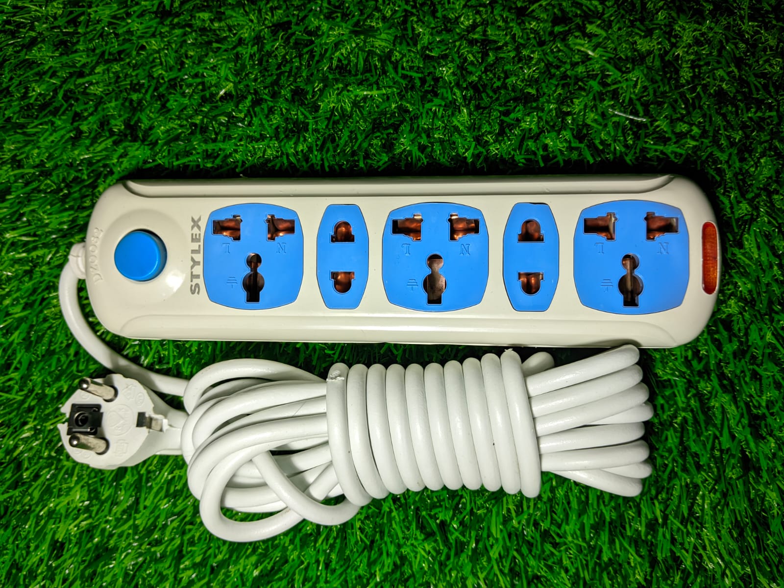 Multiplug 5-Port Socket BOSS – 32 - 5 Meter 15Fit | Efficient Power ...