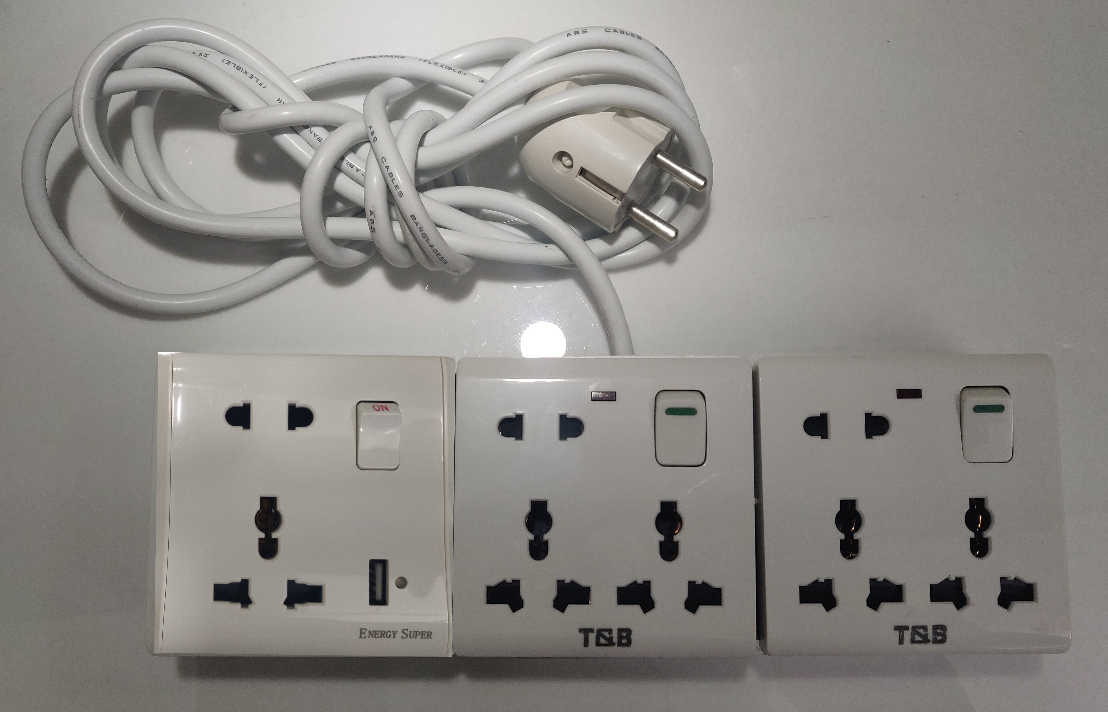 Multi Plug Custom Made Energy Super VIP 5 Pin 1 USB 3 Gang Extension ...