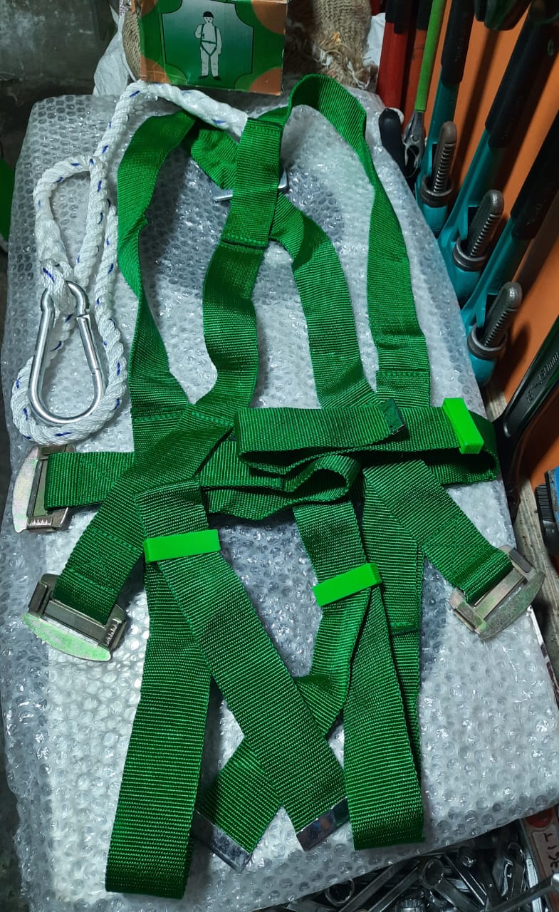 Full Body Safety Belt / Construction Workers Safety Belt I Udyogi ...